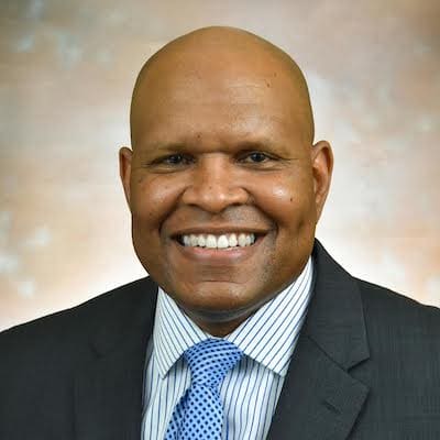 Arriving and Thriving with Lt. Gen. Les Smith - Simmons University ...